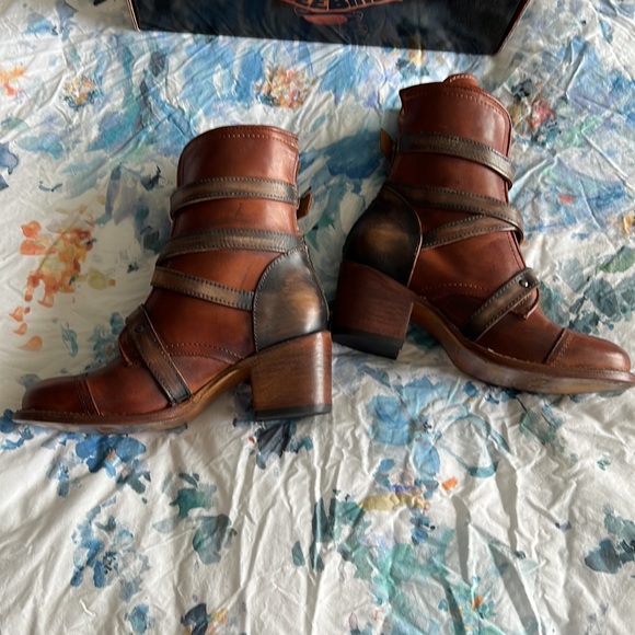 Freebird by Steven | Shoes | Freebird By Steven Canyon | Poshmark